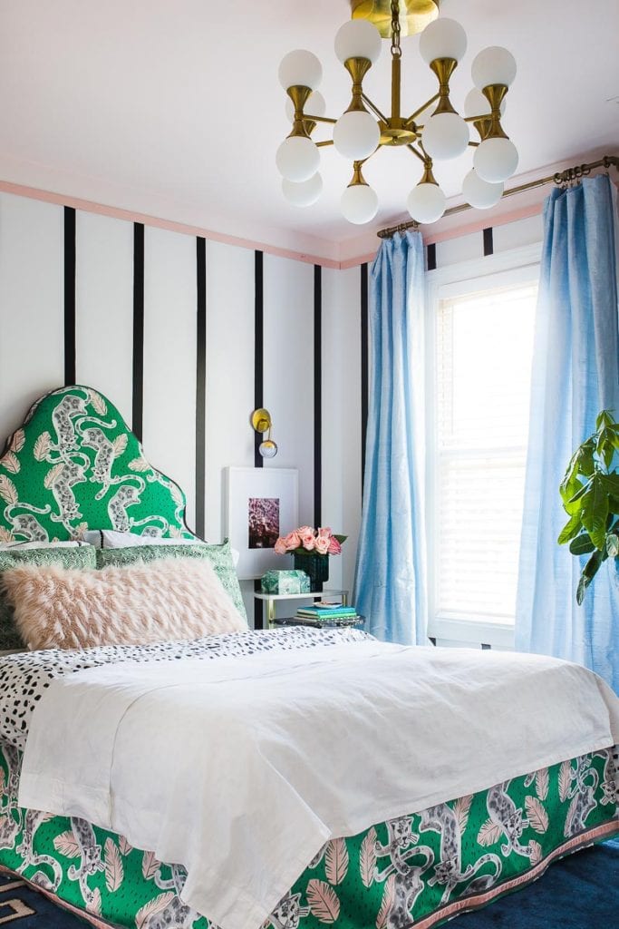 How to Stripe your Desk to Match Your Walls | A Tempaper Mini Stripe ...