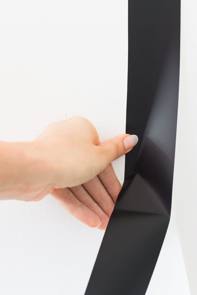 How to Stripe your Desk to Match Your Walls | A Tempaper Mini Stripe ...