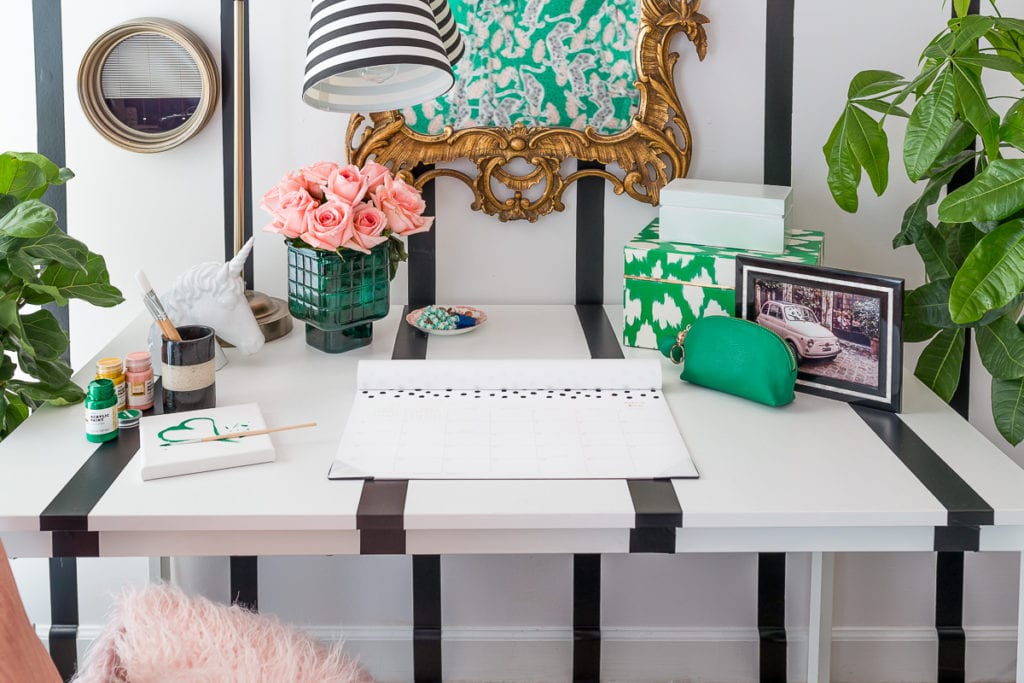 How to Stripe your Desk to Match Your Walls | A Tempaper Mini Stripe ...