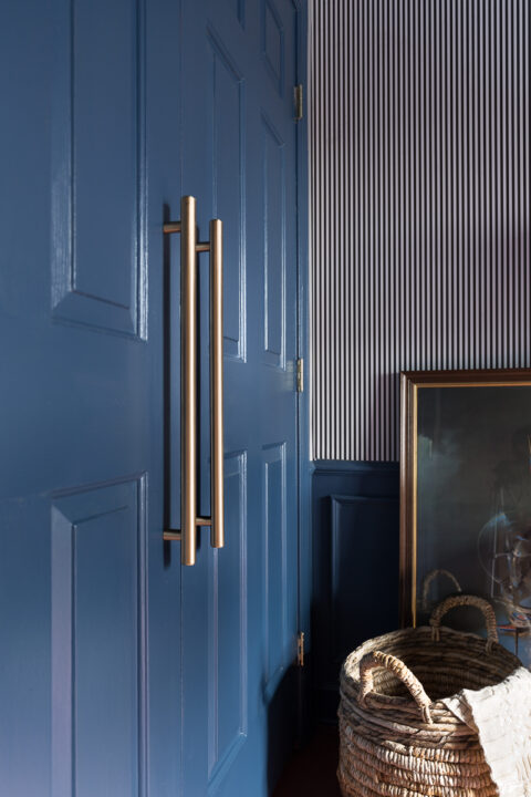 Picture Gallery Red Closet Reveal | Styled 2 Ways ⋆ Jeweled Interiors